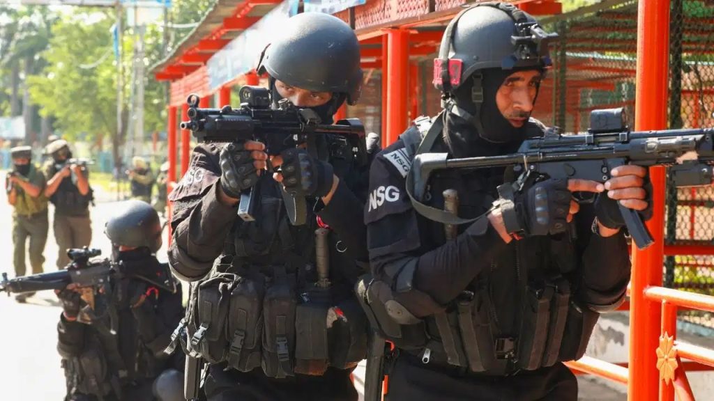 जम्मू-कश्मीर में अमरनाथ यात्रा से पहले हाई अलर्ट! NSG-SOG जवानों...